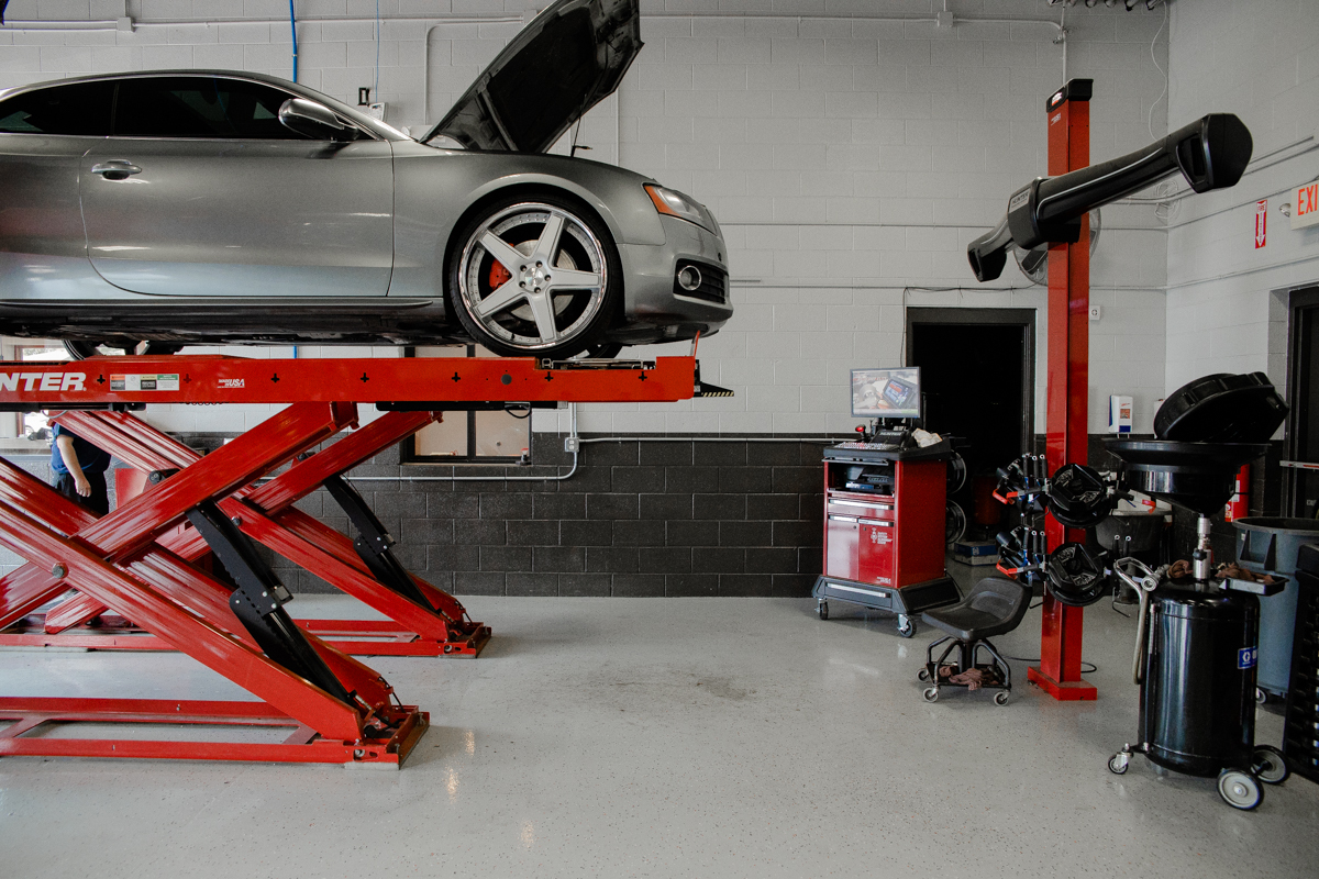 Tire and Auto Repair Services in Lansing, 48917 | The Detroit Garage ...
