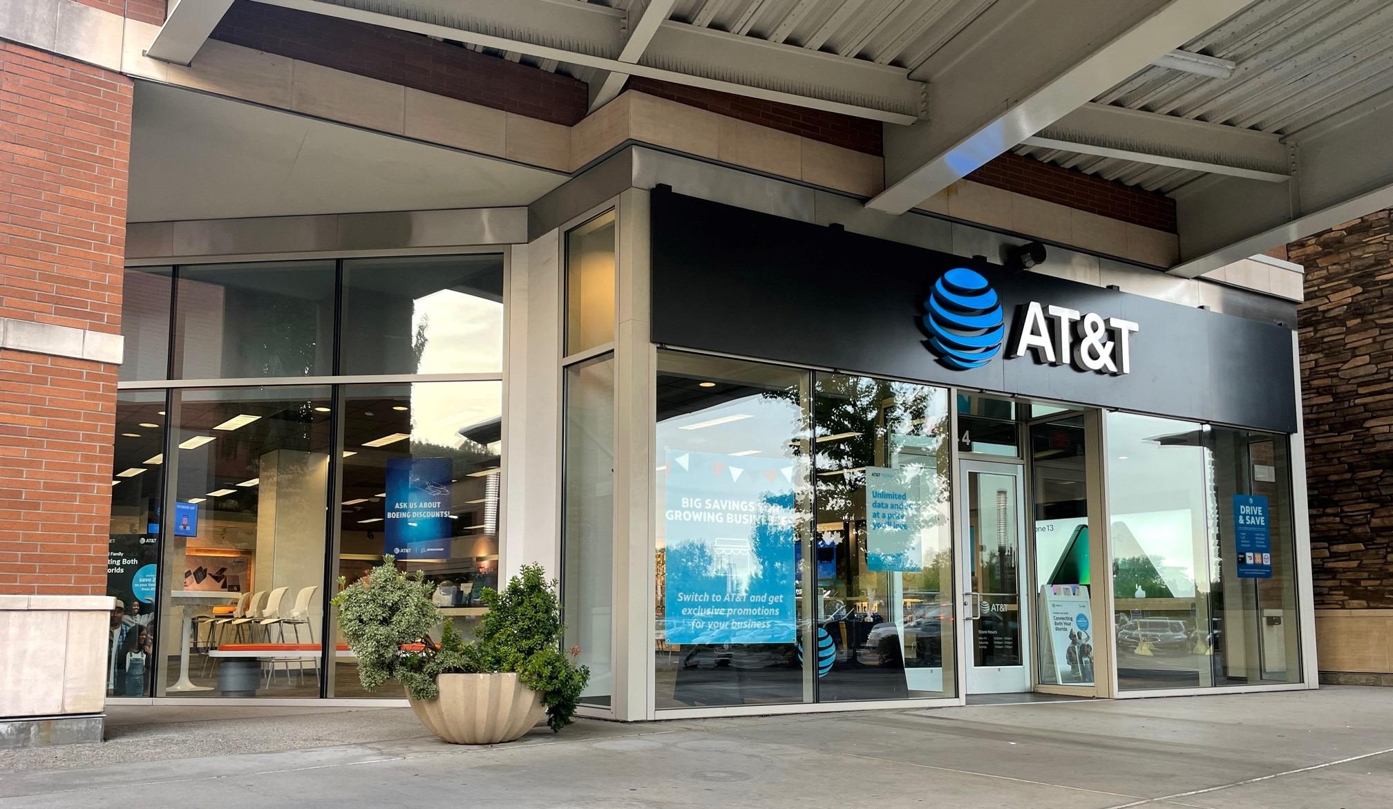AT&T Southcenter Mall | Cell Phones, Wireless Plans & Accessories | 344 ...