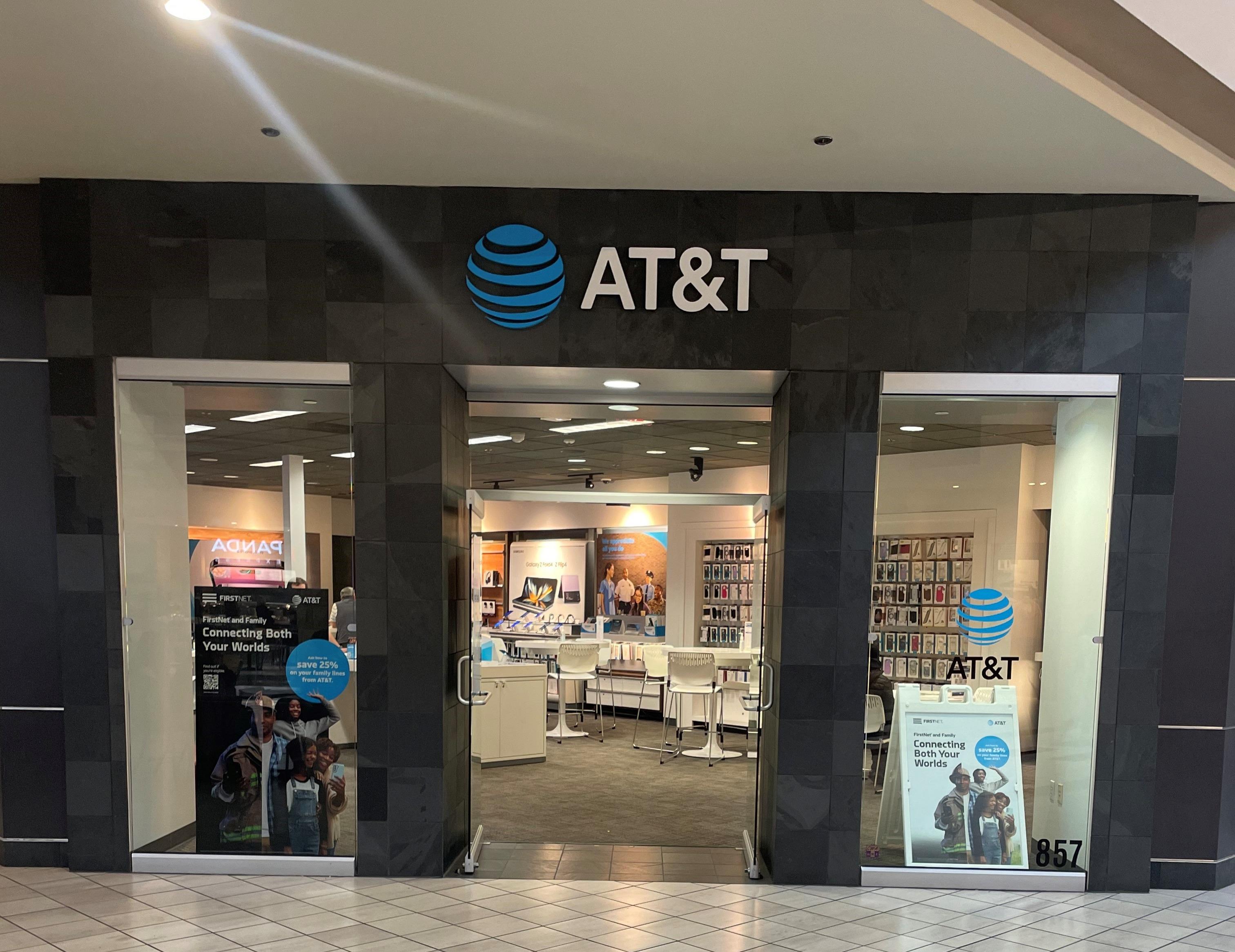 AT&T Alderwood Mall | Cell Phones, Wireless Plans & Accessories | 3000 ...