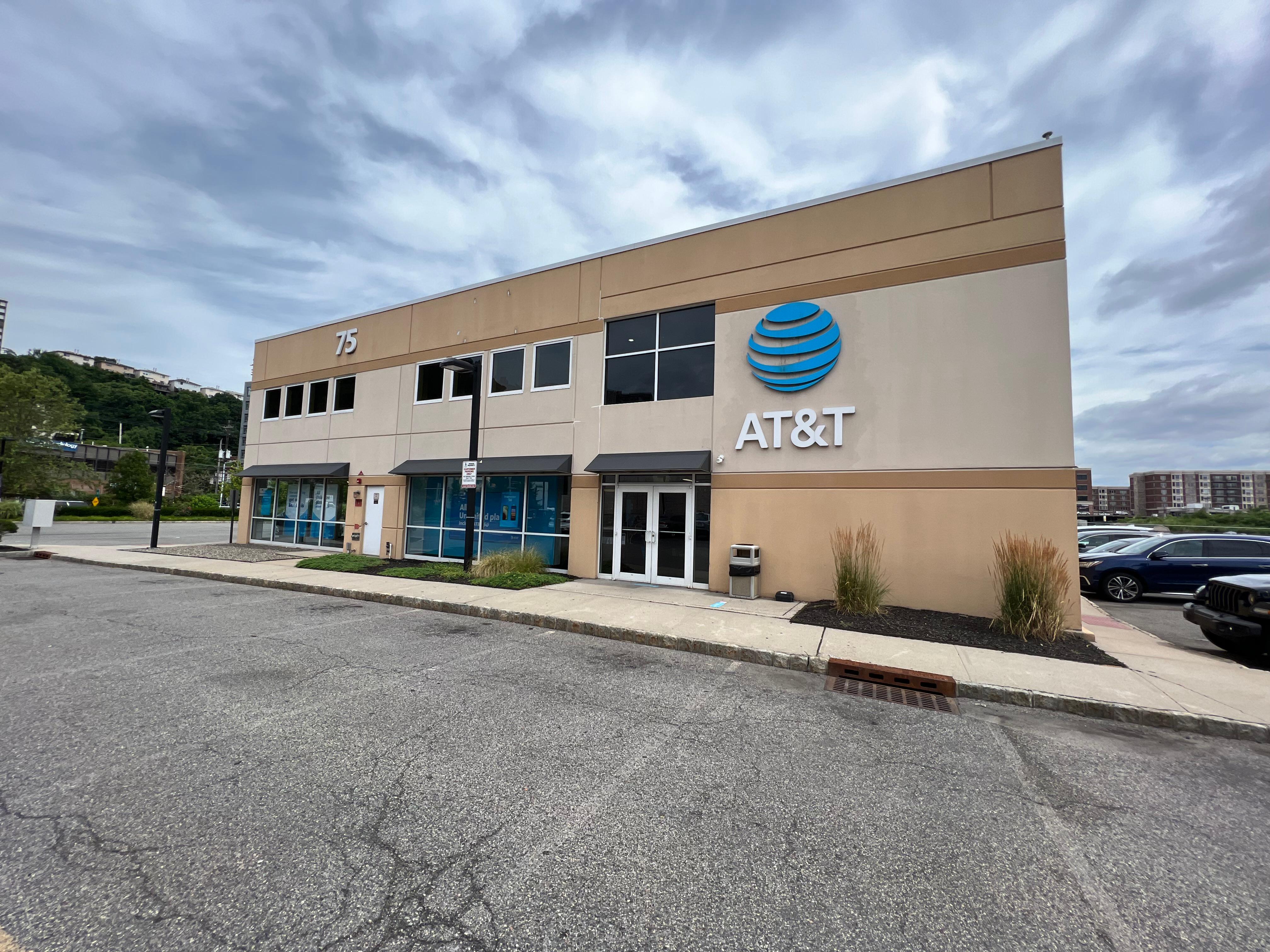 AT&T Edgewater Square | Cell Phones, Wireless Plans & Accessories | 75 ...