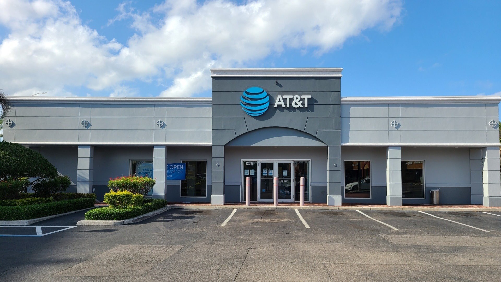 AT&T Biscayne Boulevard | Cell Phones, Wireless Plans & Accessories ...