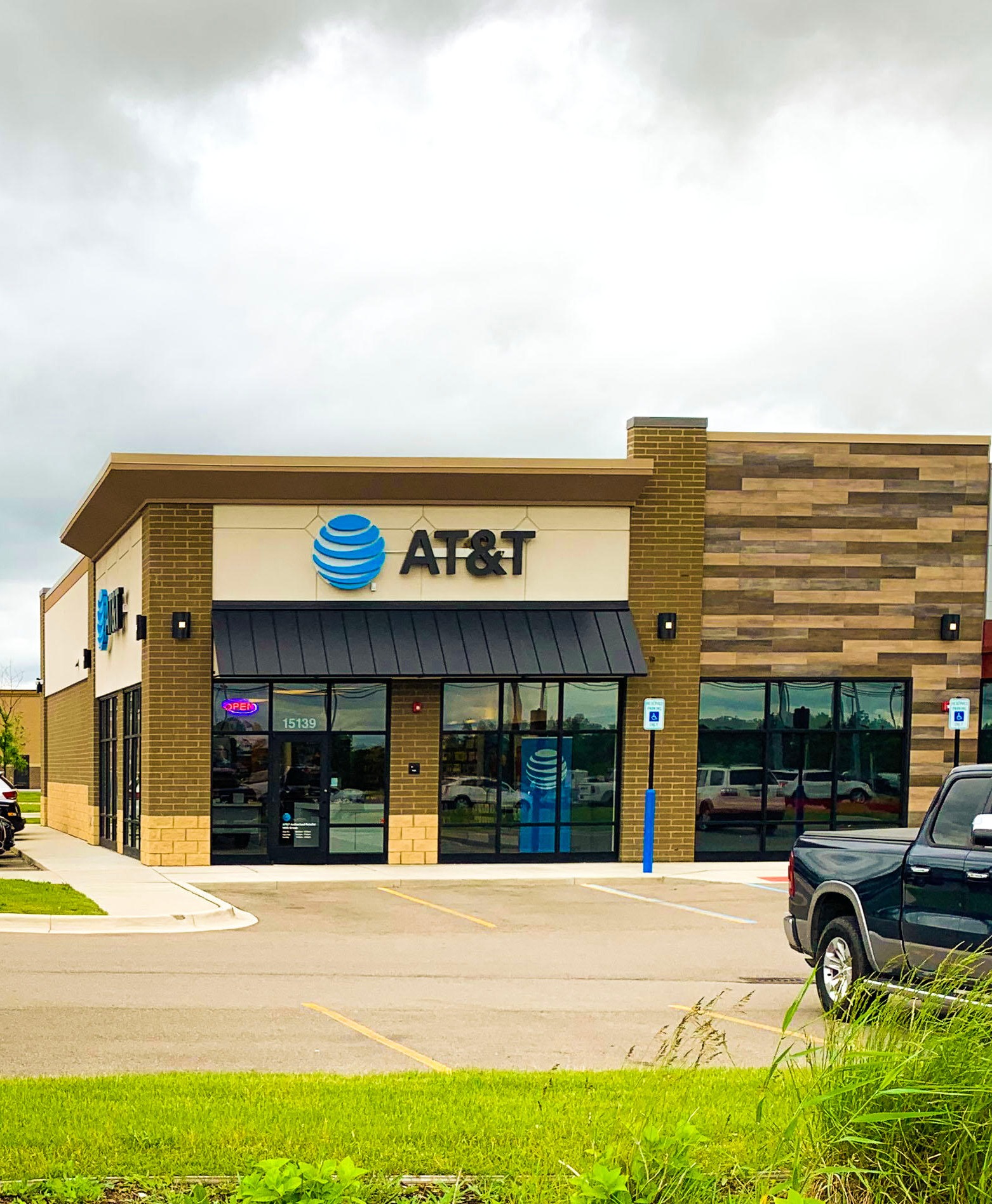 AT&T 23 Mile Road | Cell Phones, Wireless Plans & Accessories | 15139 ...