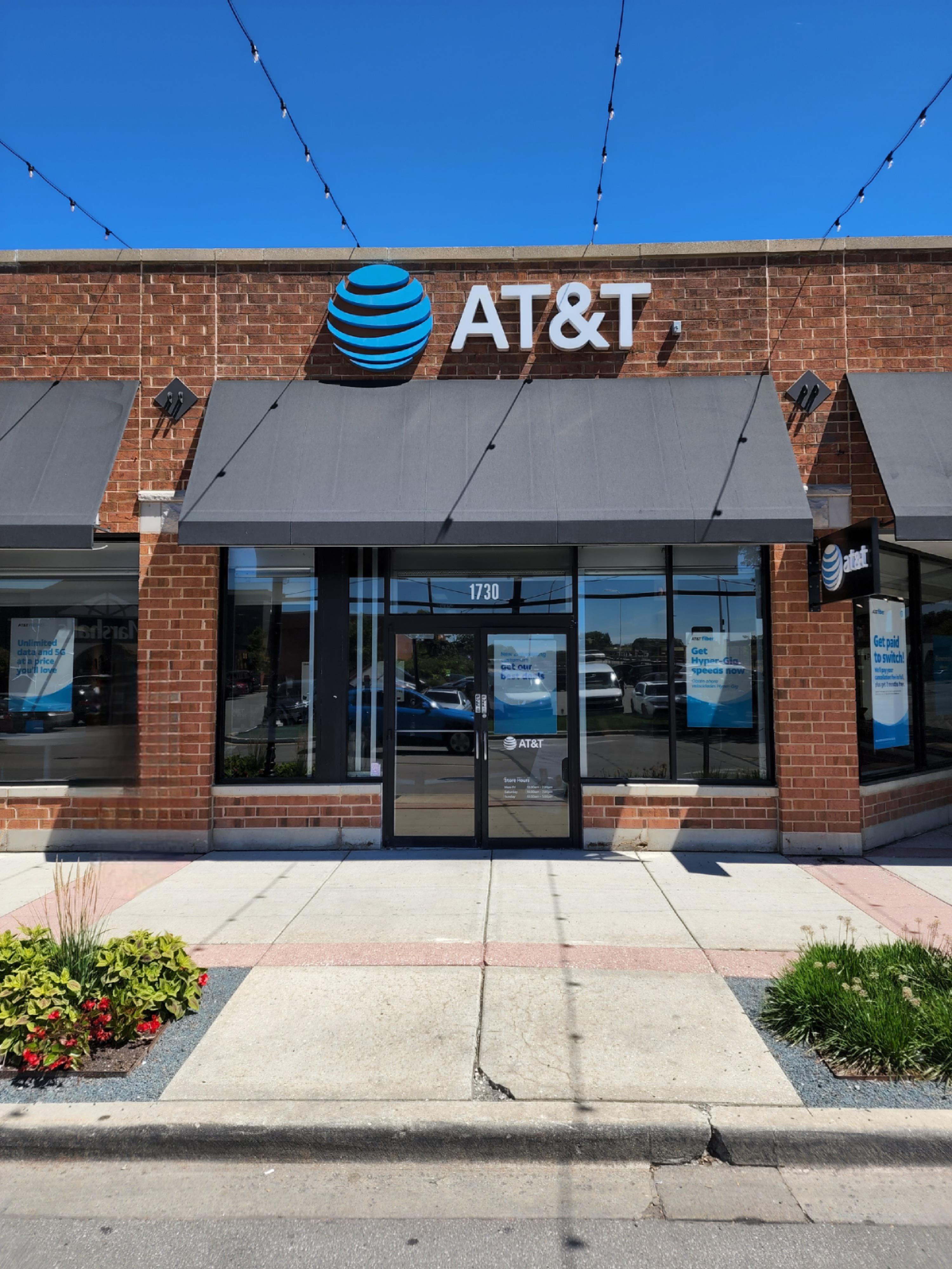 AT&T Riverpoint Center | Cell Phones, Wireless Plans & Accessories ...