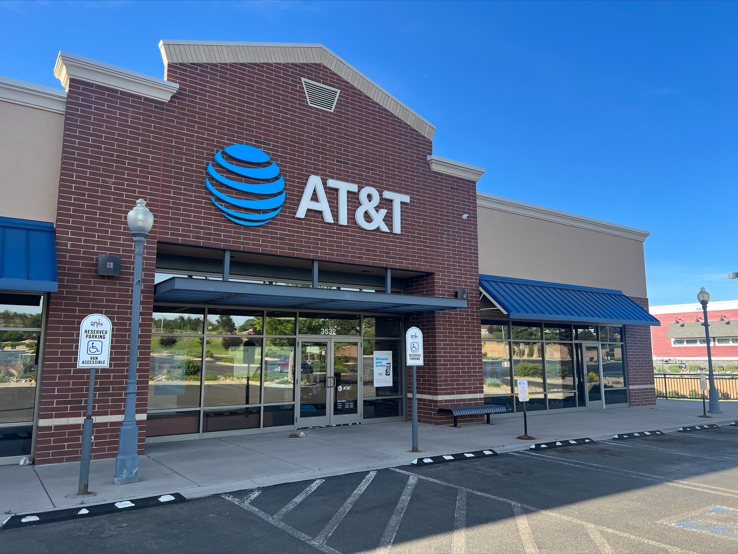 AT&T First & Main Town Center | Cell Phones, Wireless Plans ...