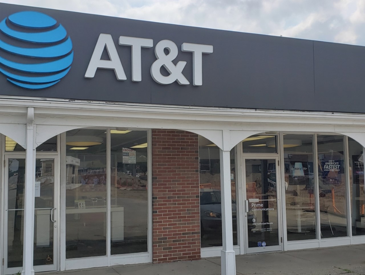 AT&T Center Shopping Plaza | Cell Phones, Wireless Plans & Accessories ...
