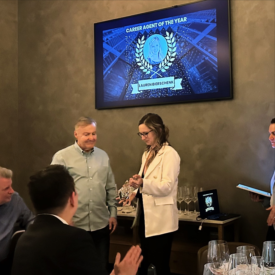 Lauren Bierschenk - Farmers Insurance Agent in Woodridge, IL